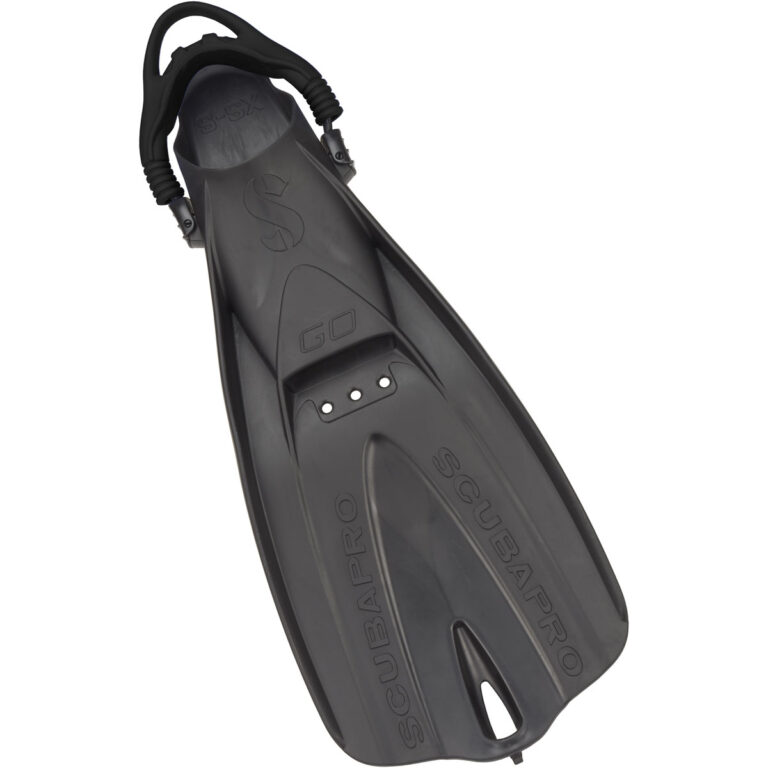 10 Best Scuba Fins of 2024 (20+ Reviewed)